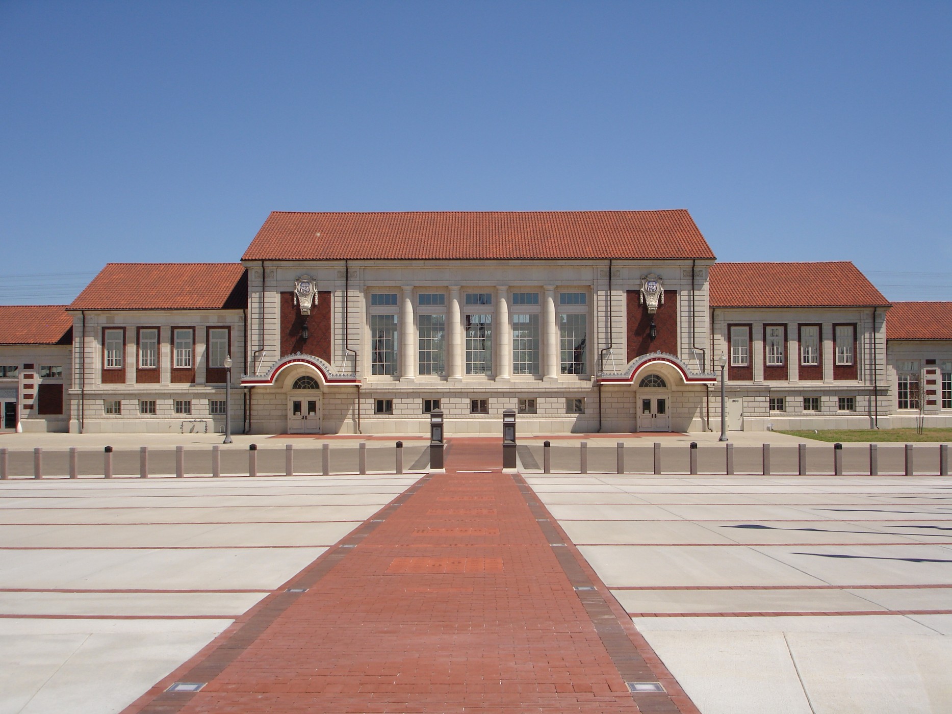 Locations Hub - Overland Train Station